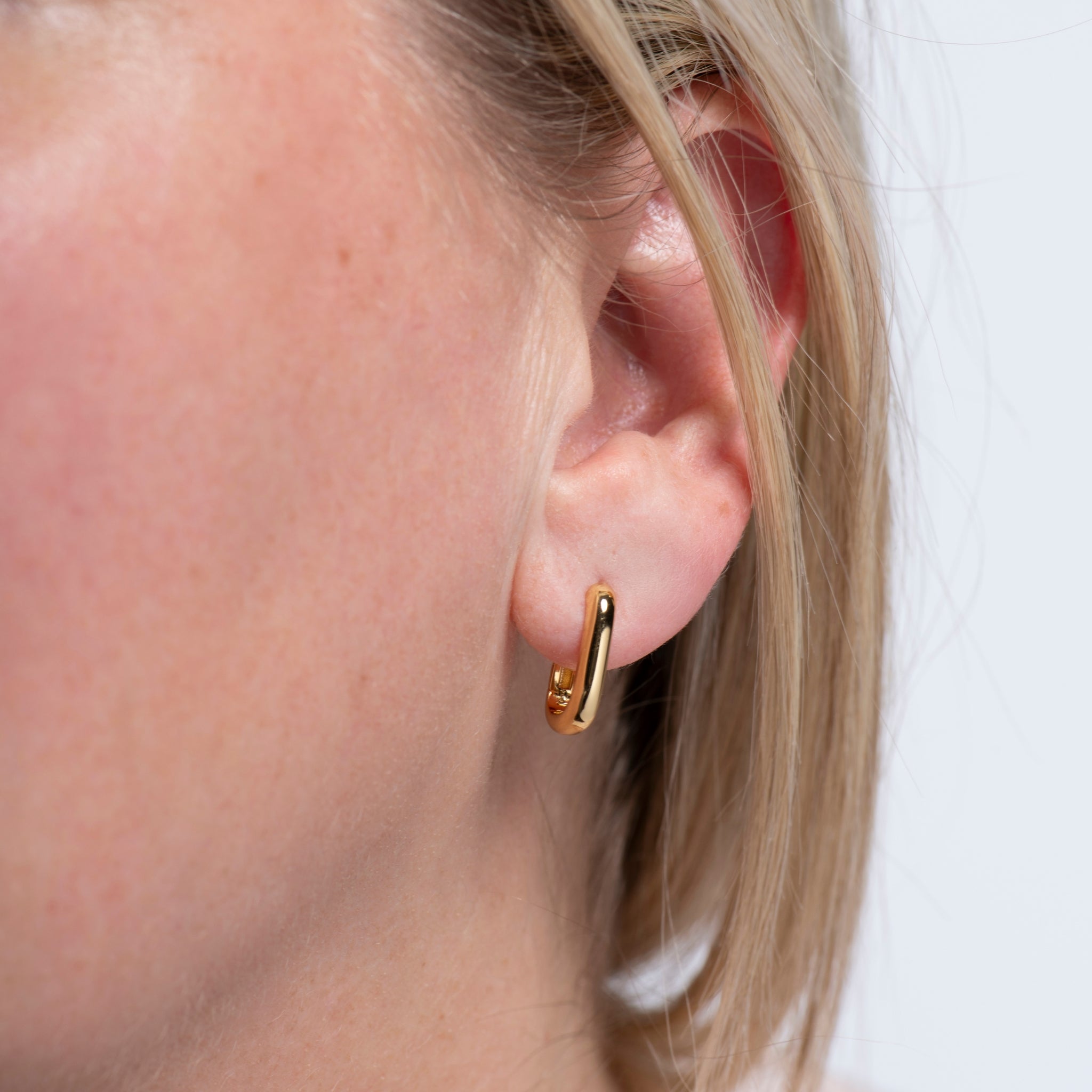 U-Shaped Huggie Hoops | Minimalist Everyday Earrings | Larissa Loden